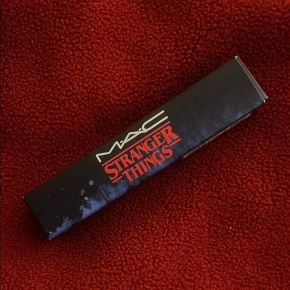 MAC Cosmetics | Makeup | Mac Stranger Things Lipglass Rockin Robin Nib ...